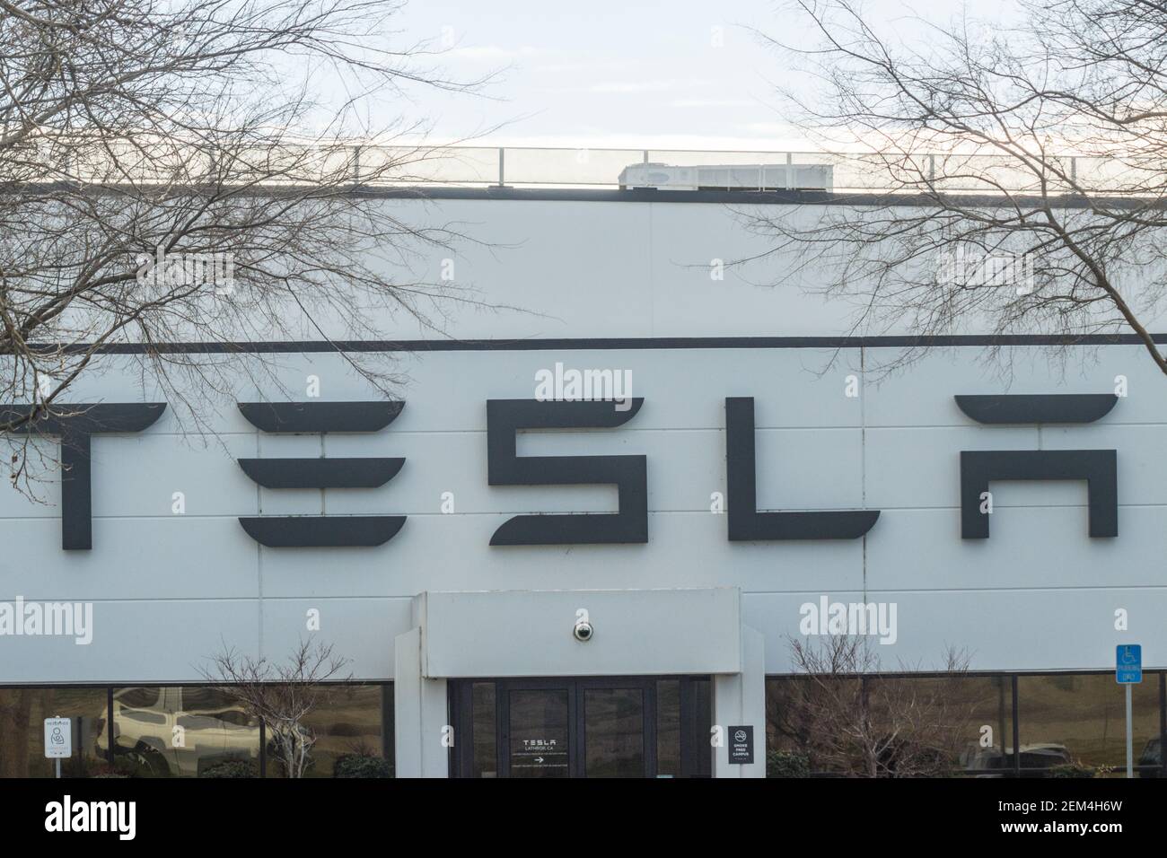 The Tesla facility in Lathrop California on Harlan road Stock Photo - Alamy