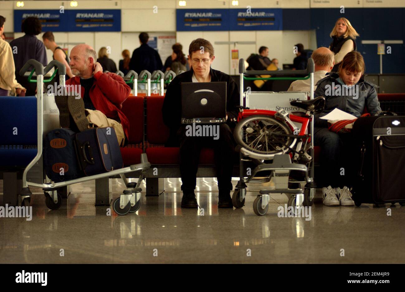 Simon Calder High Resolution Stock Photography and Images - Alamy