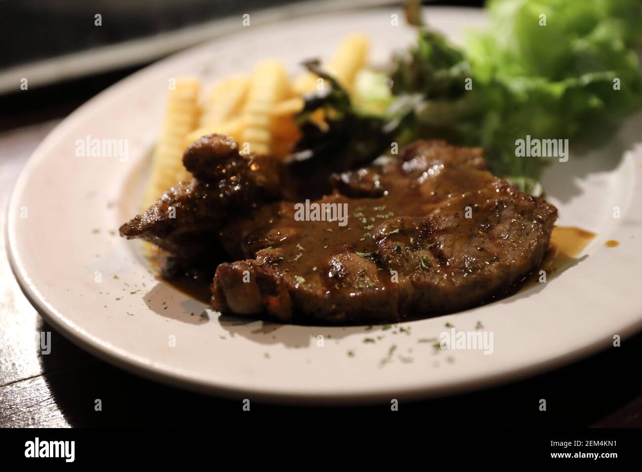 Restaurant meal beef fillet hi-res stock photography and images - Alamy