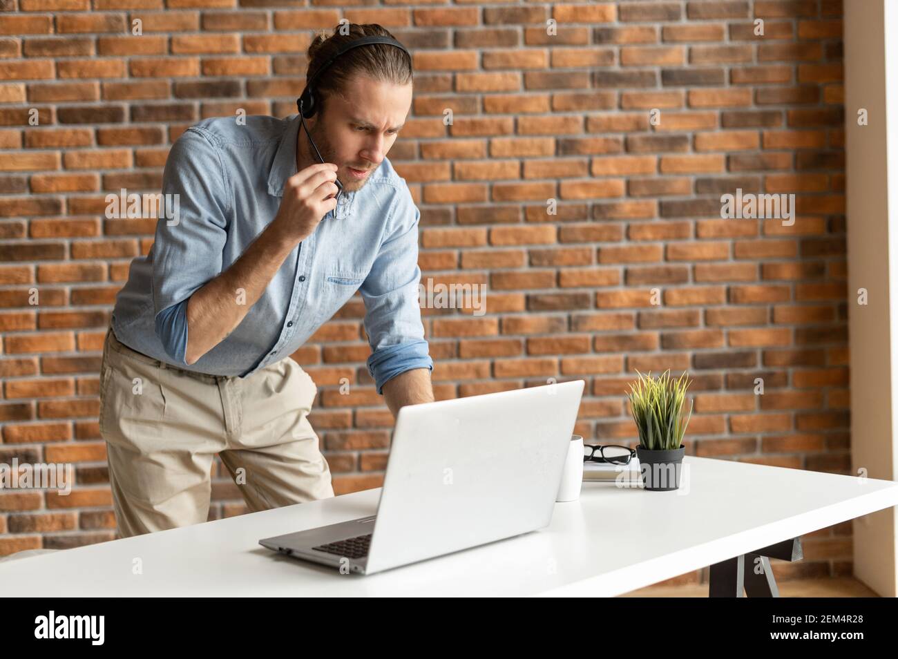 Serious intelligent man talking hi-res stock photography and images - Alamy