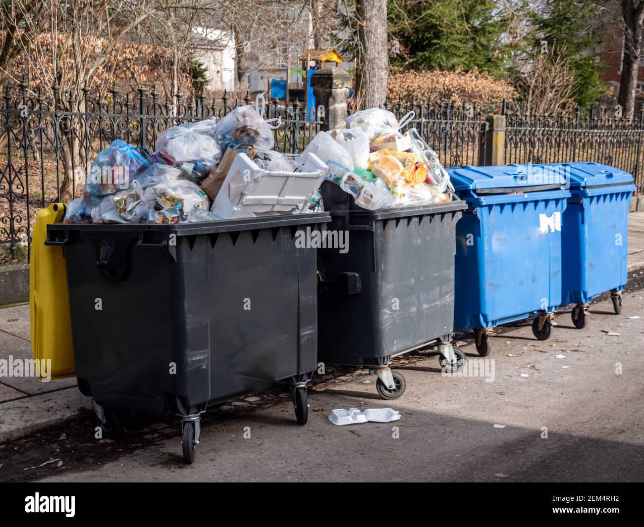 Residual waste garbage cans hi-res stock photography and images - Alamy