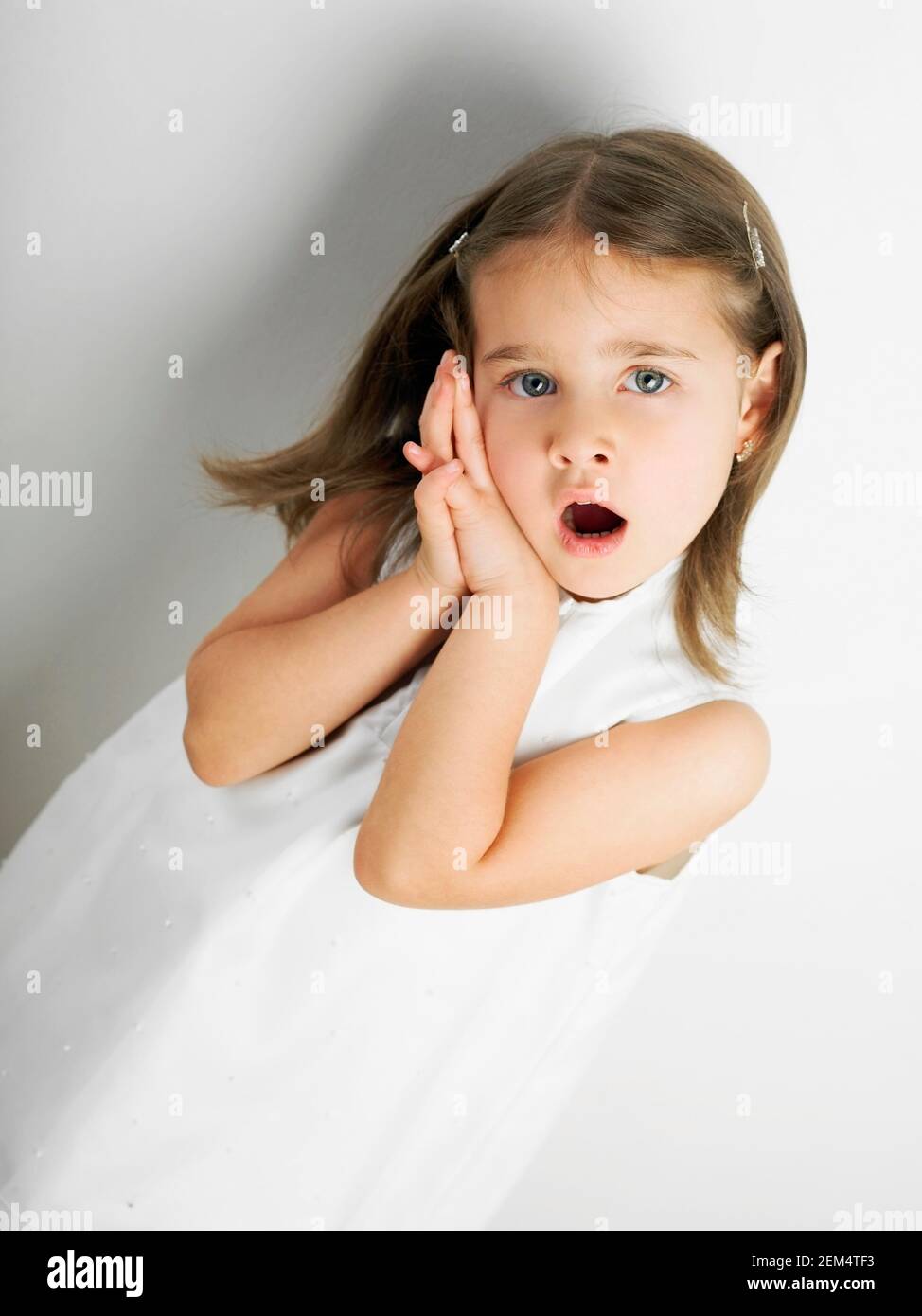 Girl yawning hi-res stock photography and images - Alamy