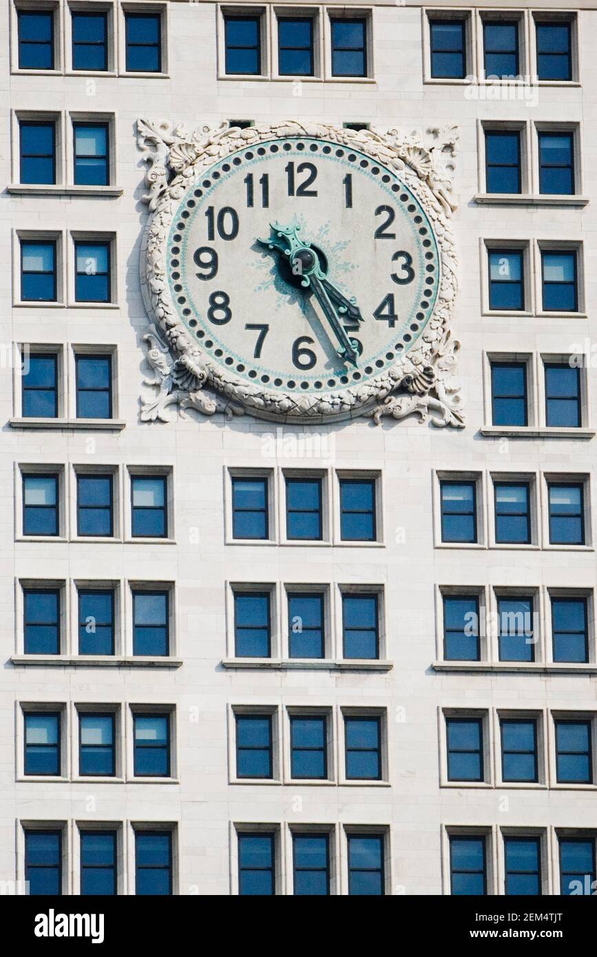 Exterior of clock tower hi-res stock photography and images - Alamy