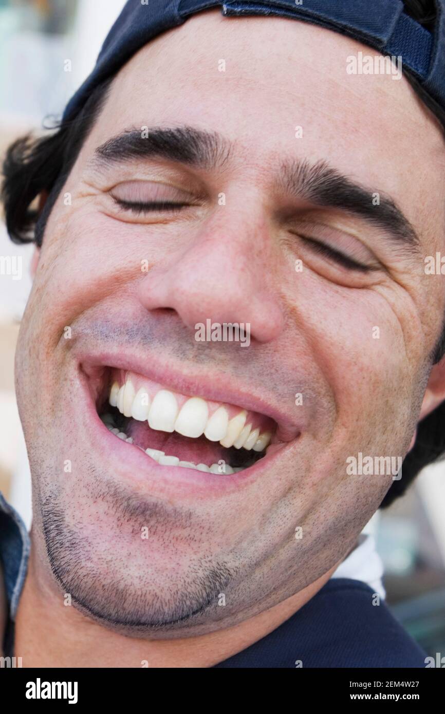 Laughing eyes close up hi-res stock photography and images - Alamy