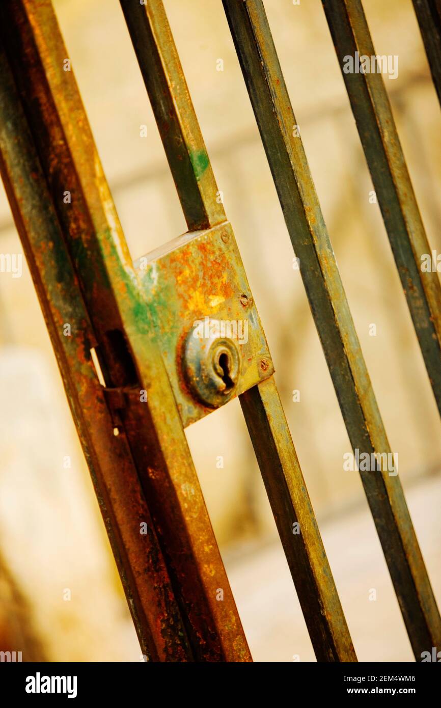 Lock metal gate hi-res stock photography and images - Alamy