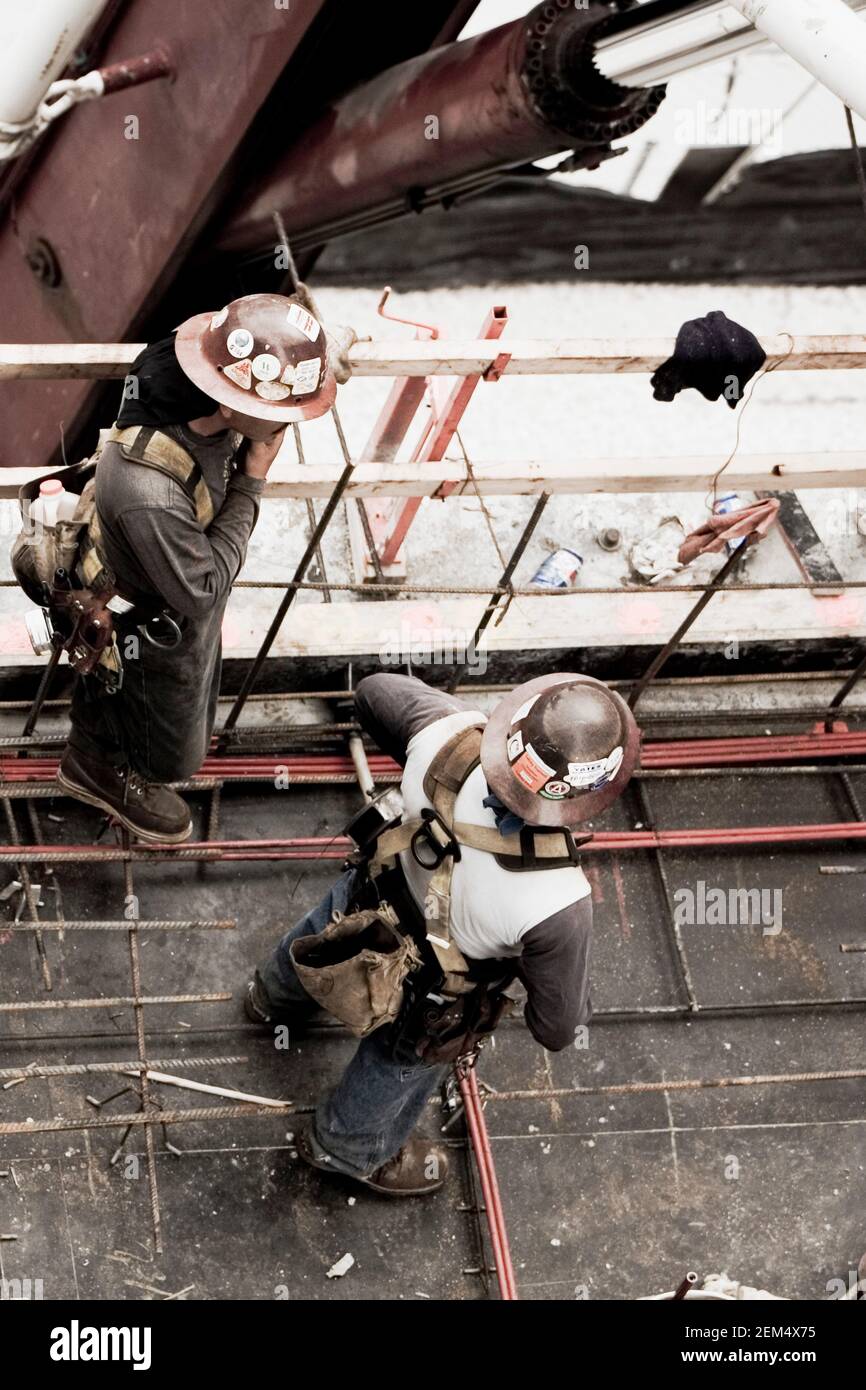 Construction workers standing hi-res stock photography and images - Alamy