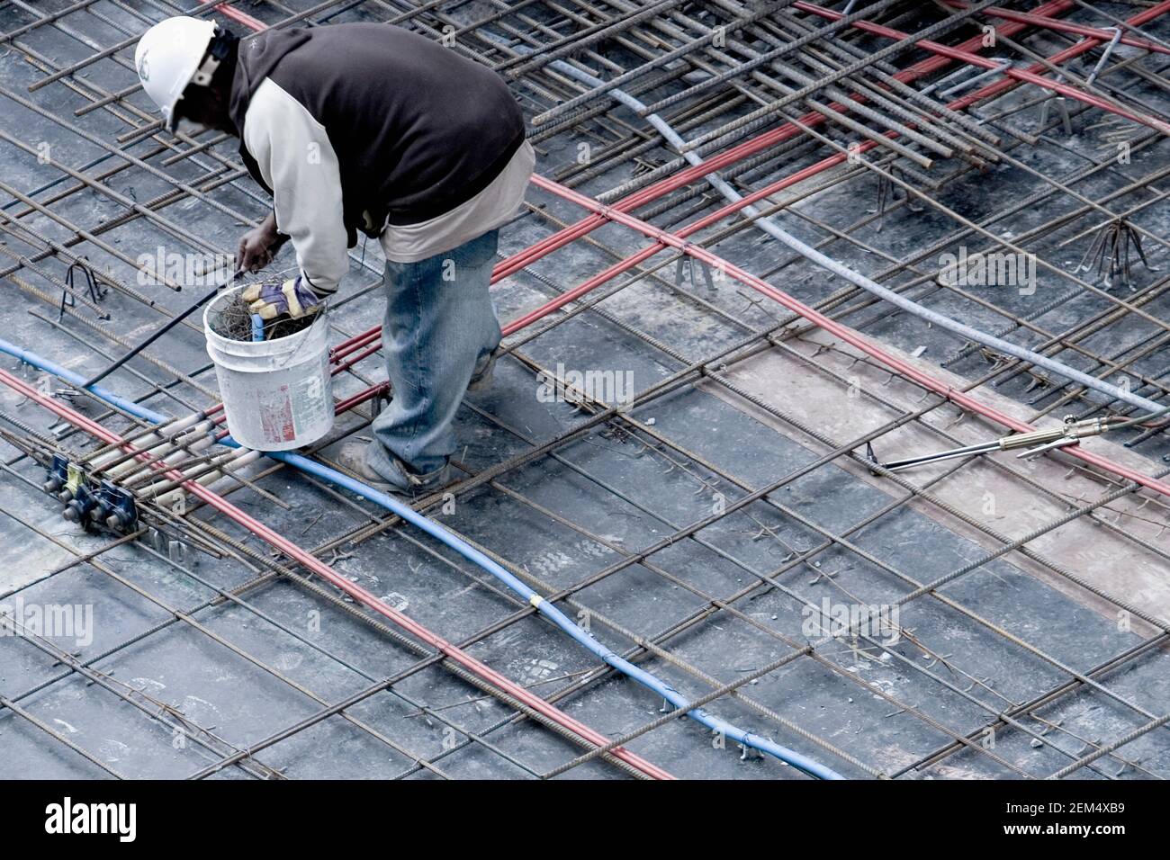 Bending rod hi-res stock photography and images - Alamy