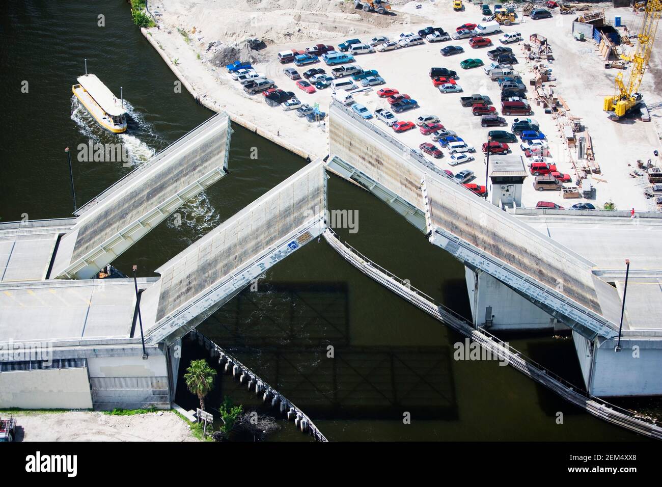 Drawbridge miami florida hi-res stock photography and images - Alamy