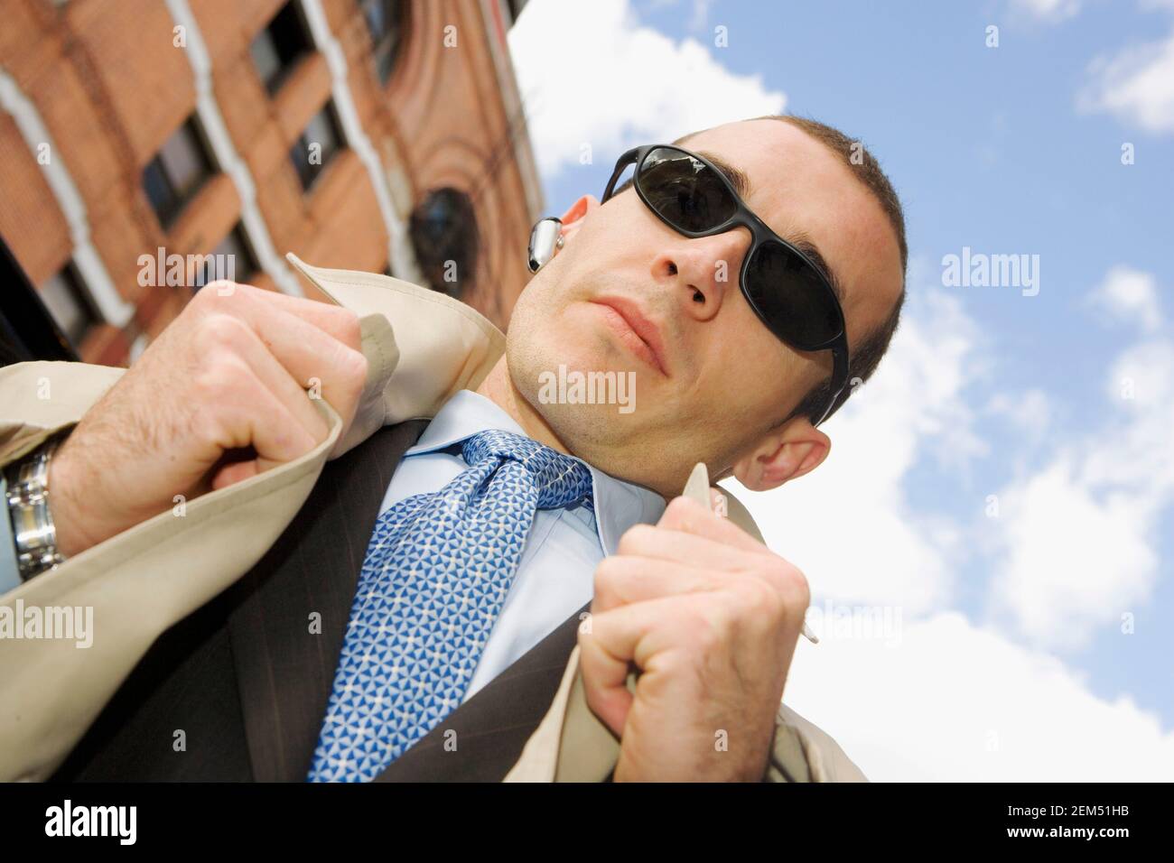 Businessman exterior hi-res stock photography and images - Alamy