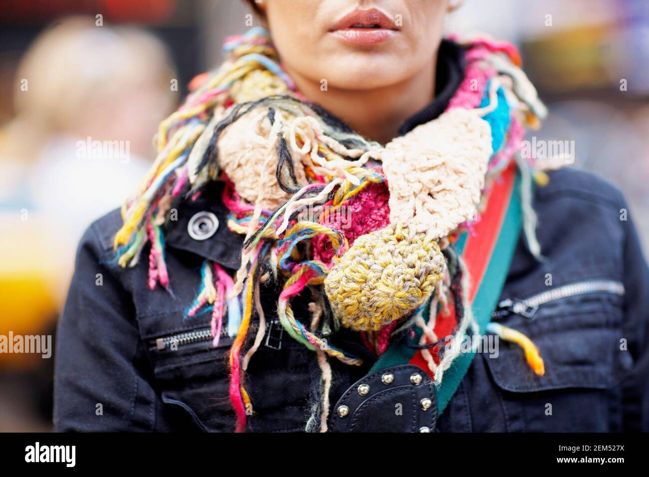 Woman wearing a scarf hi-res stock photography and images - Alamy