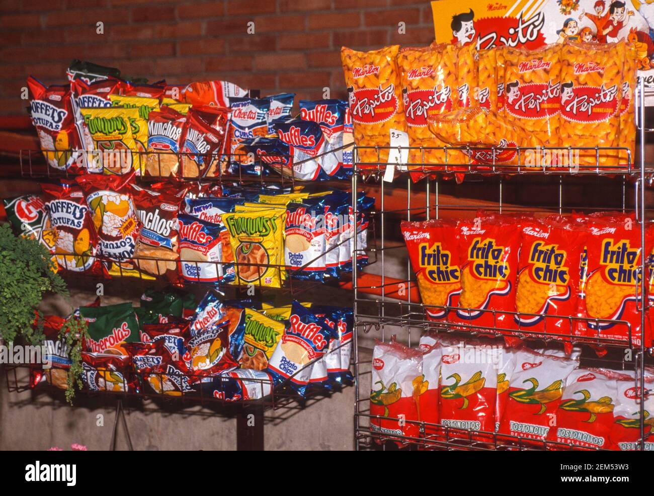 Bags of chips latin america hi-res stock photography and images - Alamy
