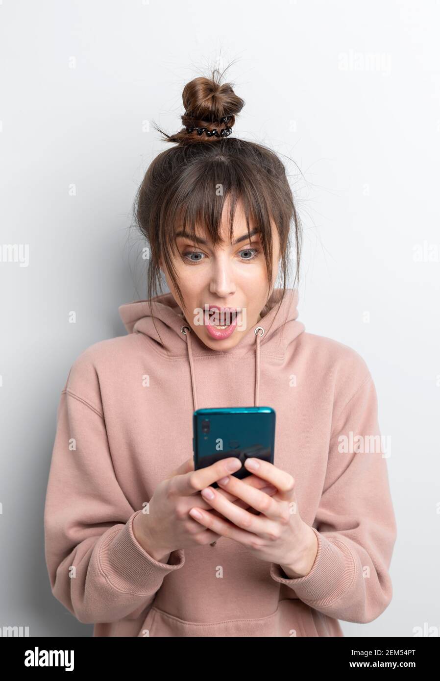 Shock hi-res stock photography and images - Alamy