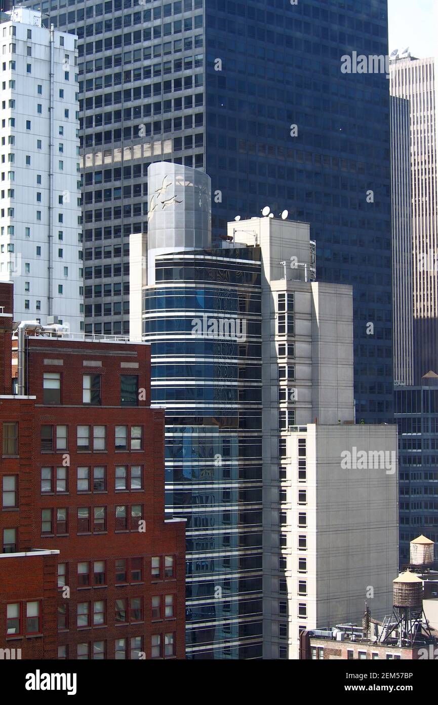 Old and new high-rise buildings in Midtown, architectural details ...