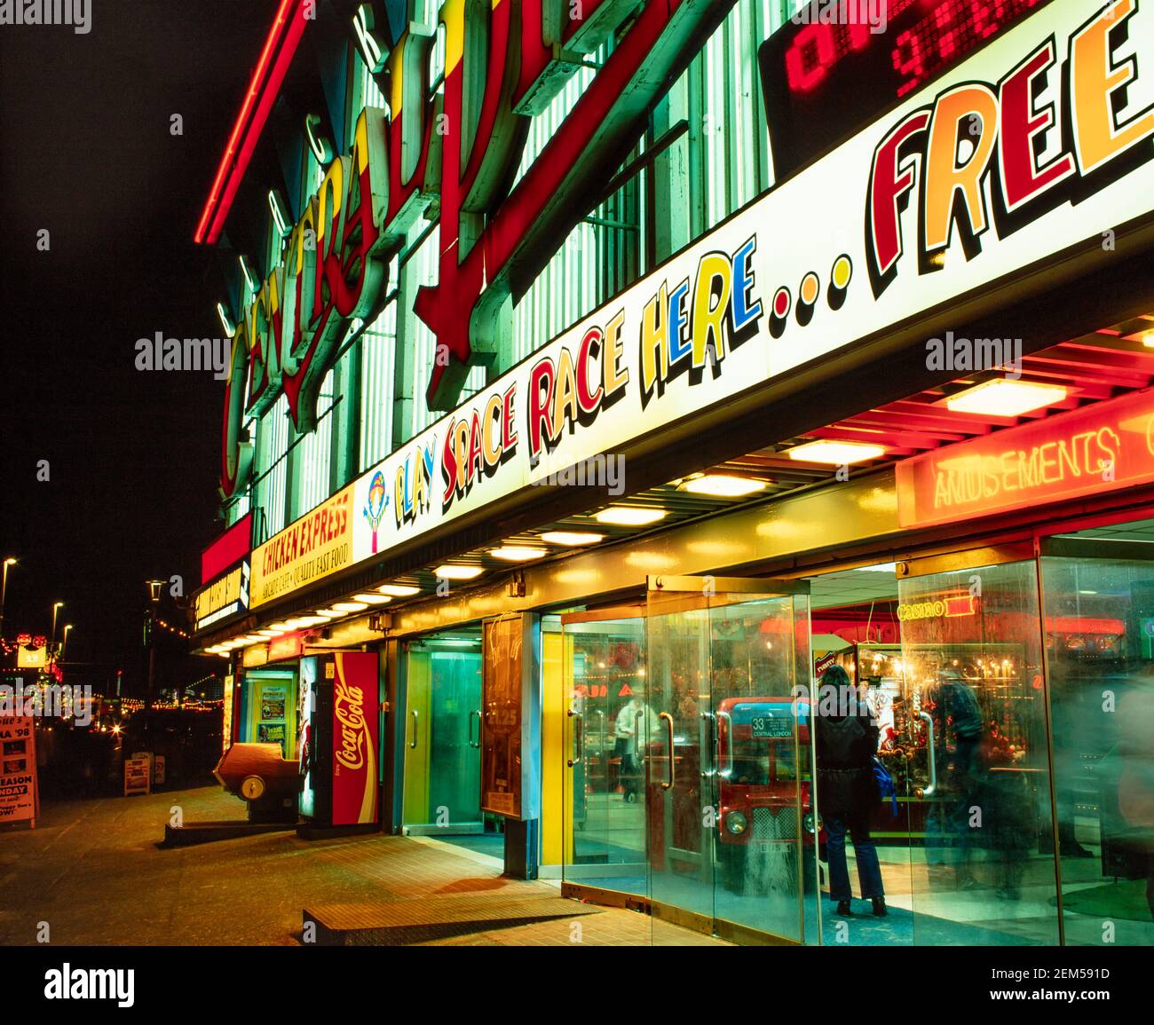 Amusement arcade night blackpool england hi-res stock photography and ...