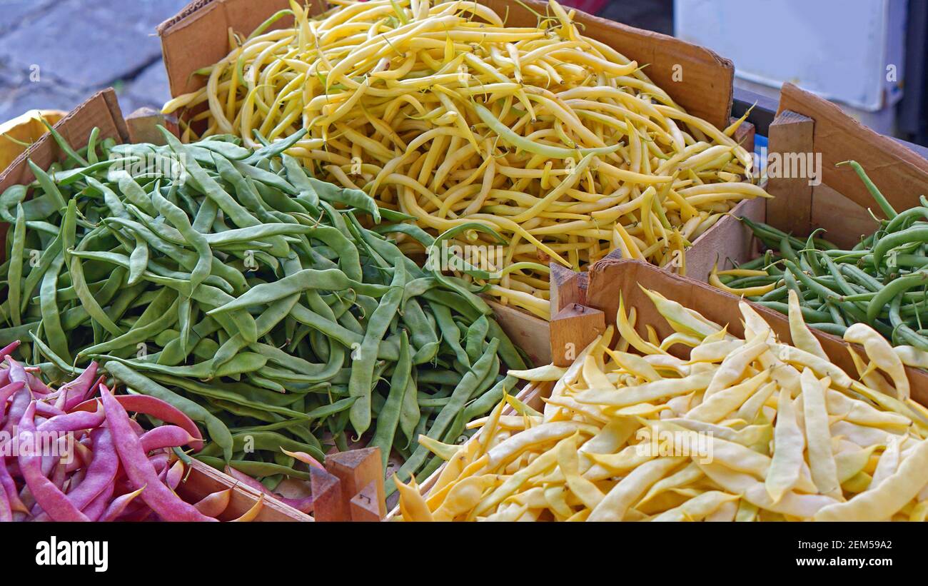Colorful beans hi-res stock photography and images - Alamy