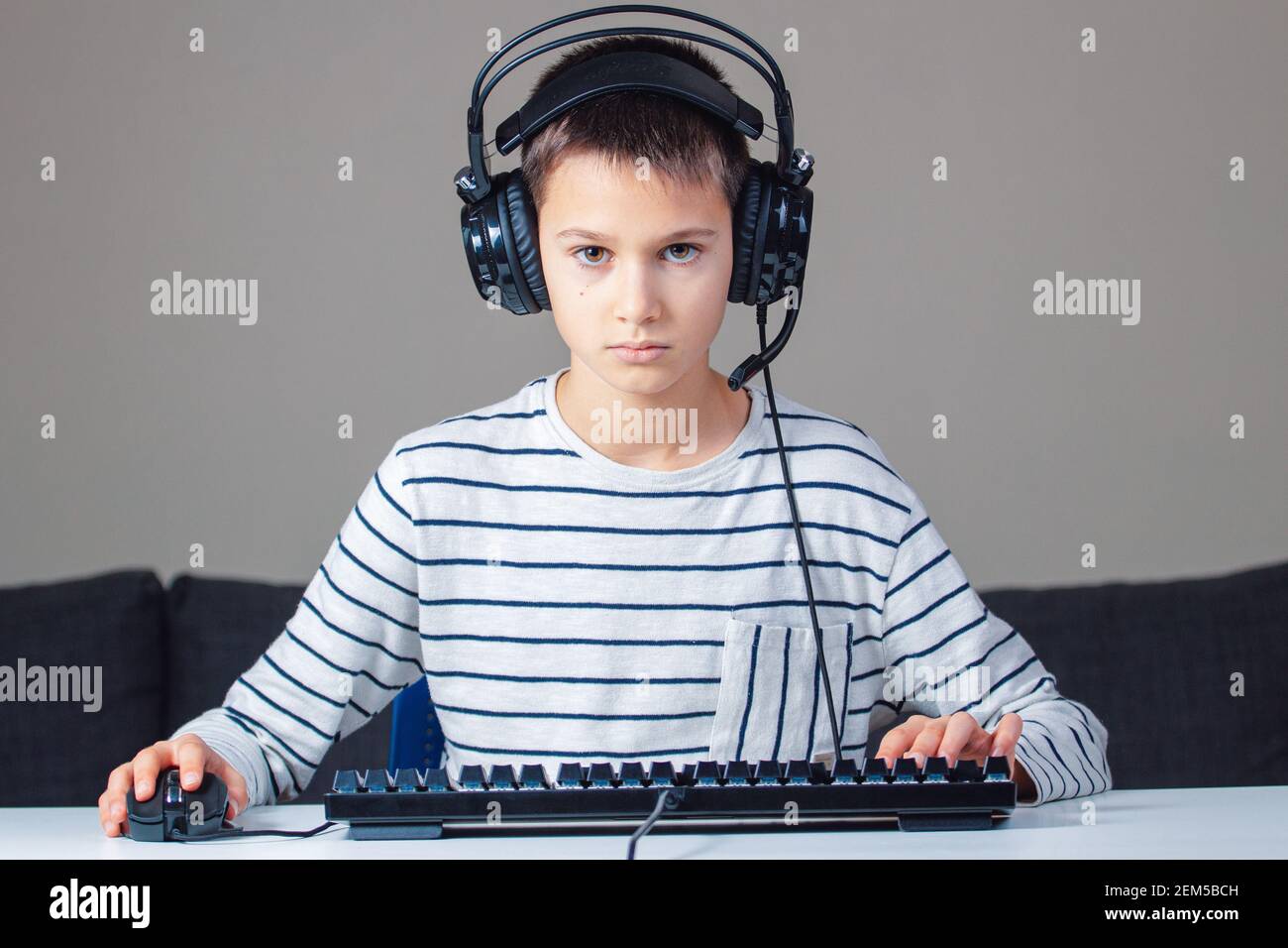 Portrait preteen child kid laptop hi-res stock photography and images ...