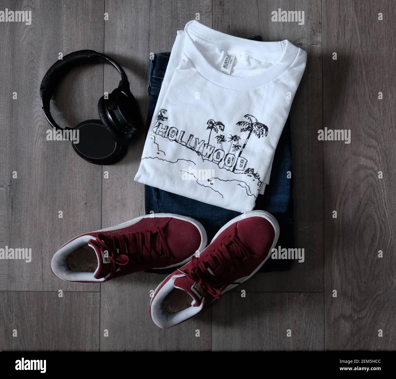 Flat lay for graphic hi-res stock photography and images - Alamy