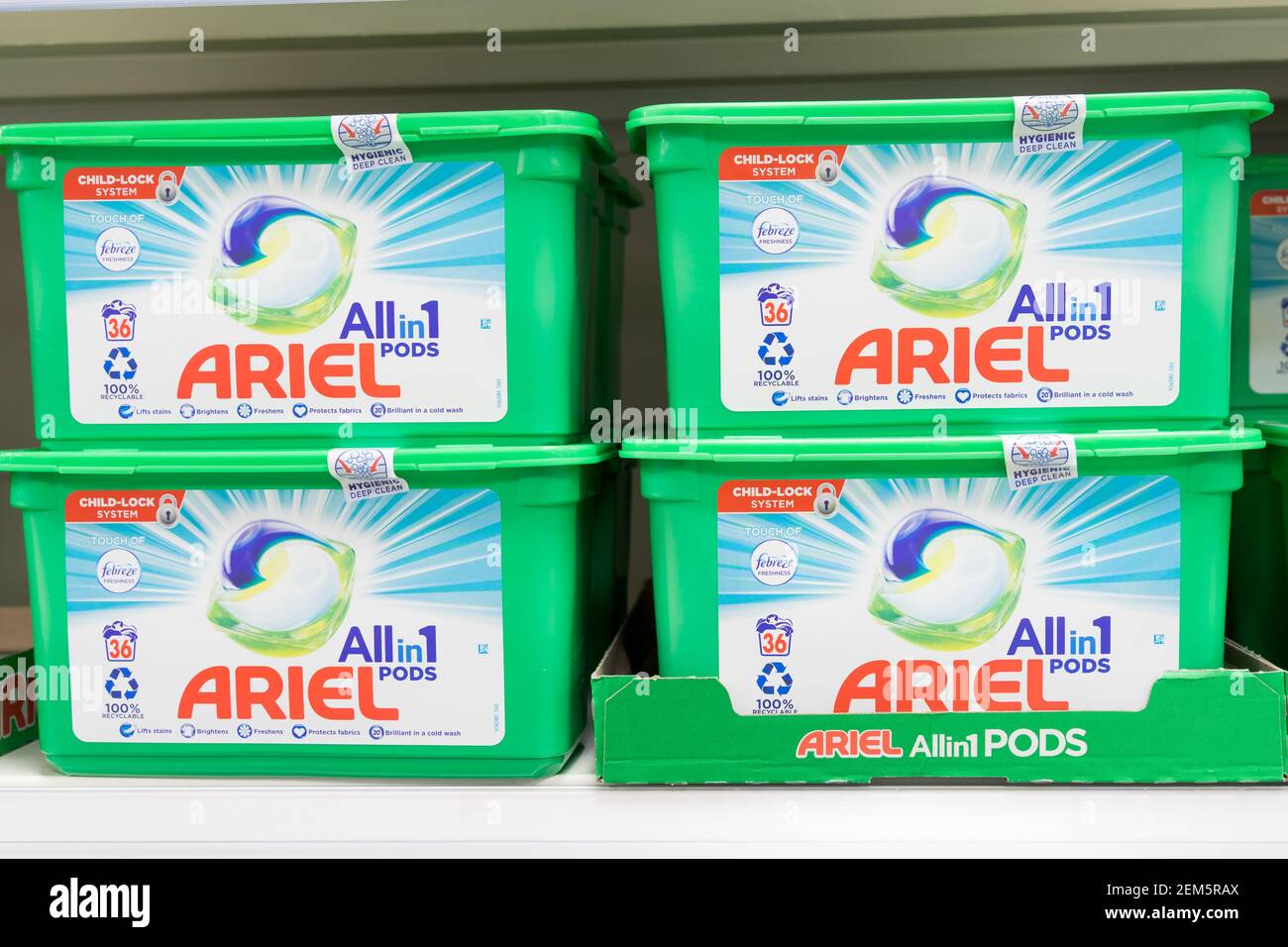 Ariel all in 1 pods hi-res stock photography and images - Alamy