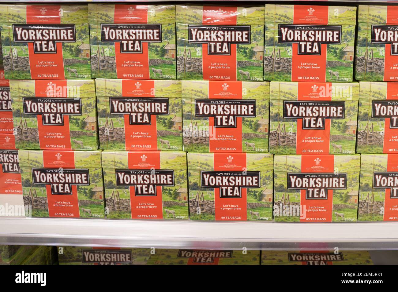 Tea packets hi-res stock photography and images - Alamy