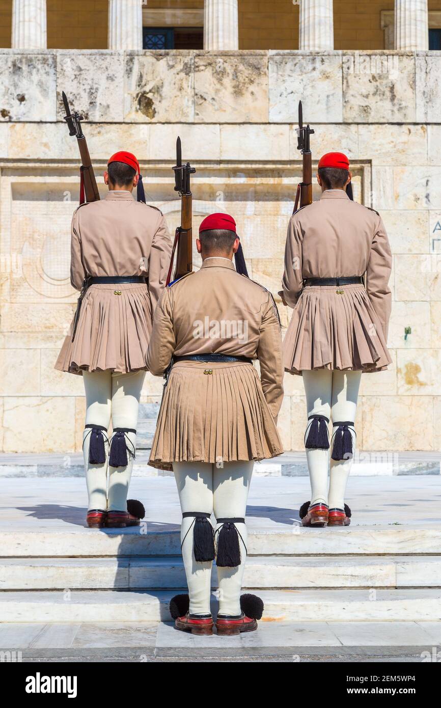 Evzone ceremonial guards hi-res stock photography and images - Alamy