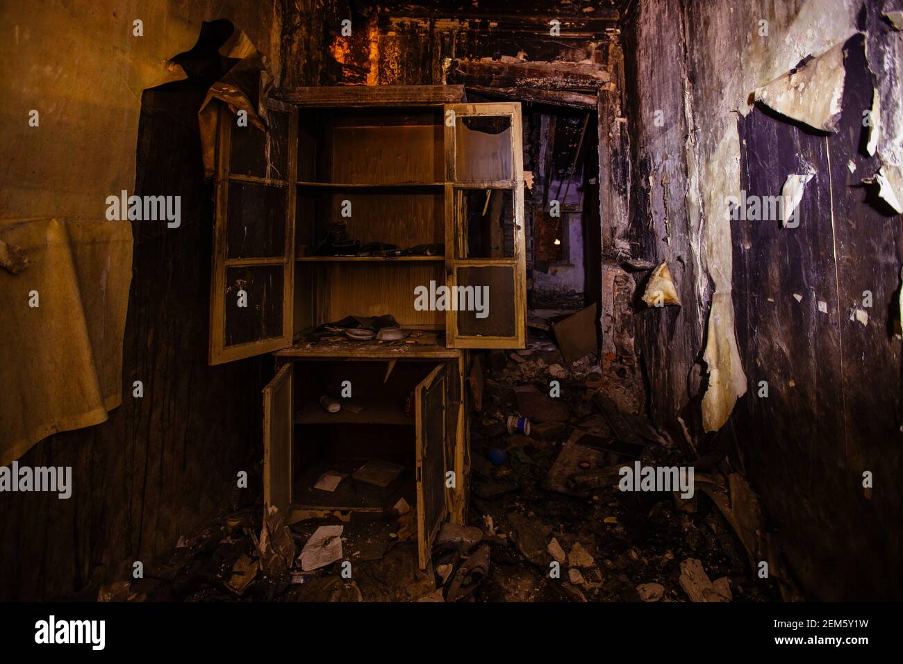 Burnt house interior. Consequences of fire concept Stock Photo - Alamy