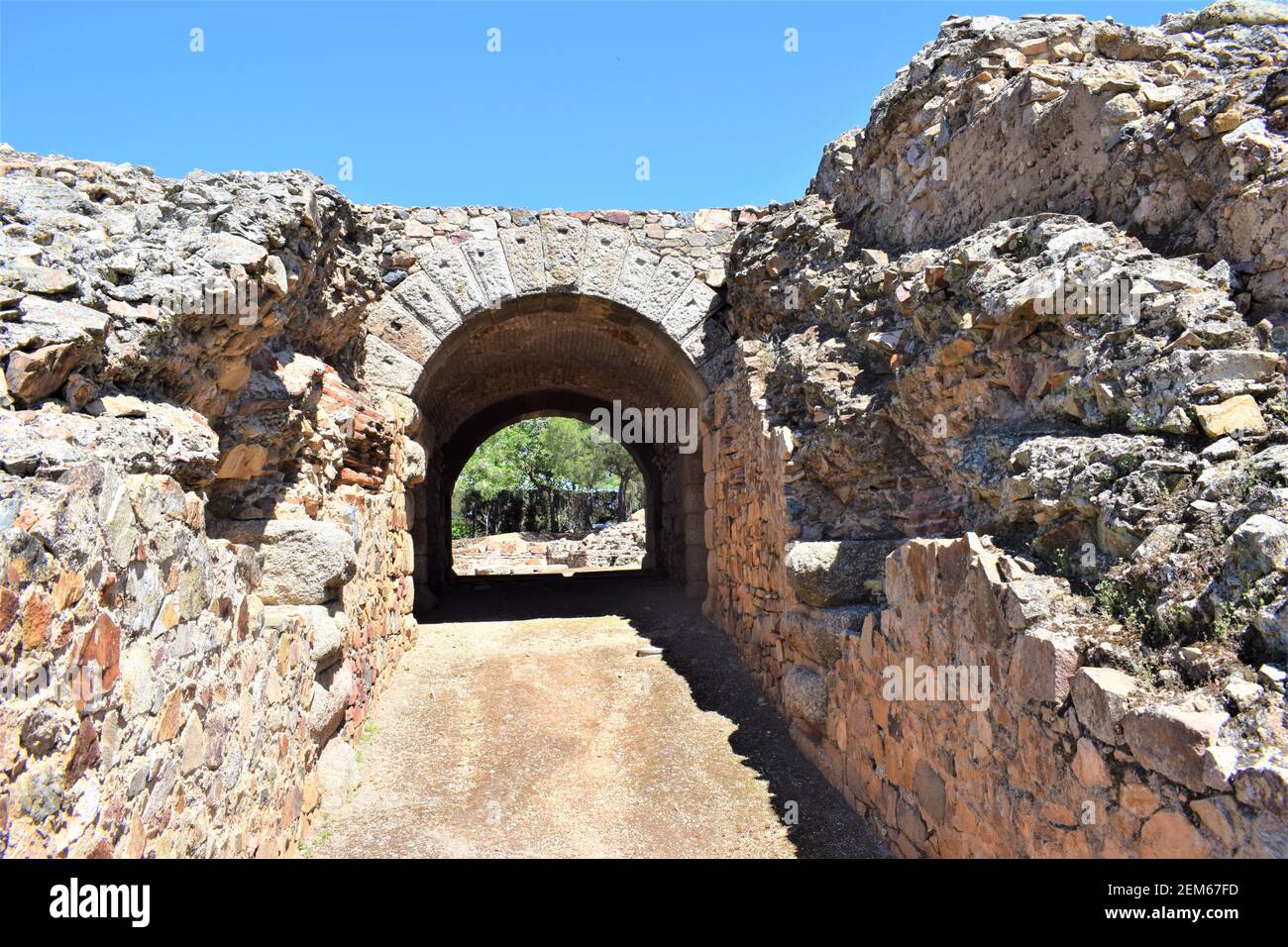 Merida unesco spain aqueduct hi-res stock photography and images - Alamy