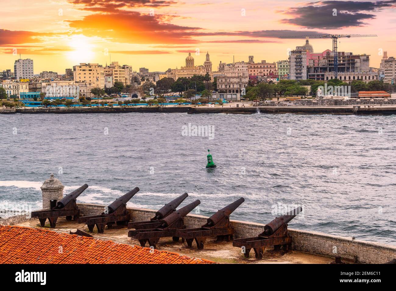 Cuban Sky Skyline High Resolution Stock Photography and Images - Alamy