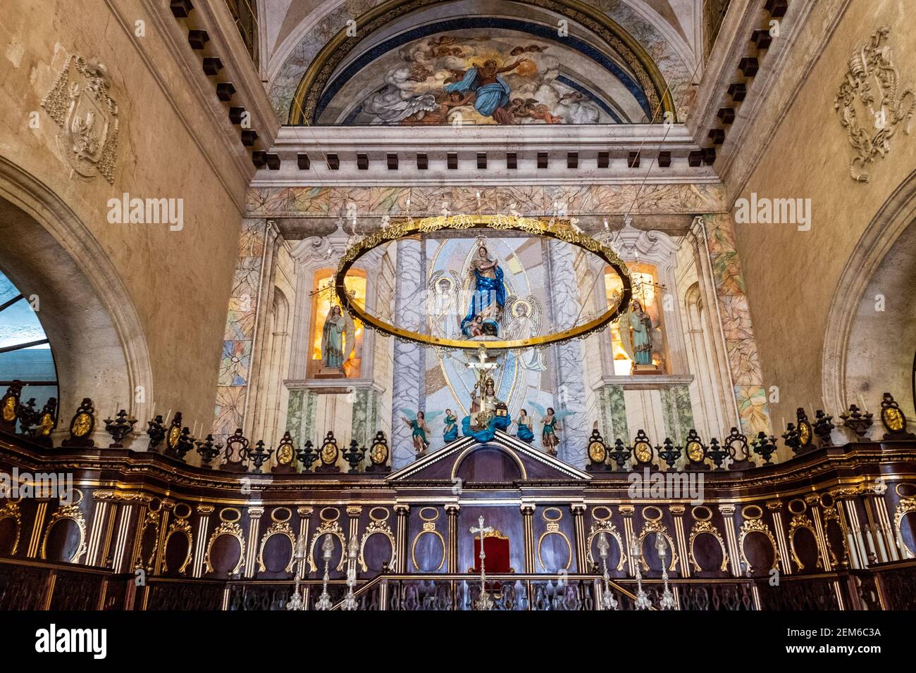 Cuba cuban cathedral hi-res stock photography and images - Alamy