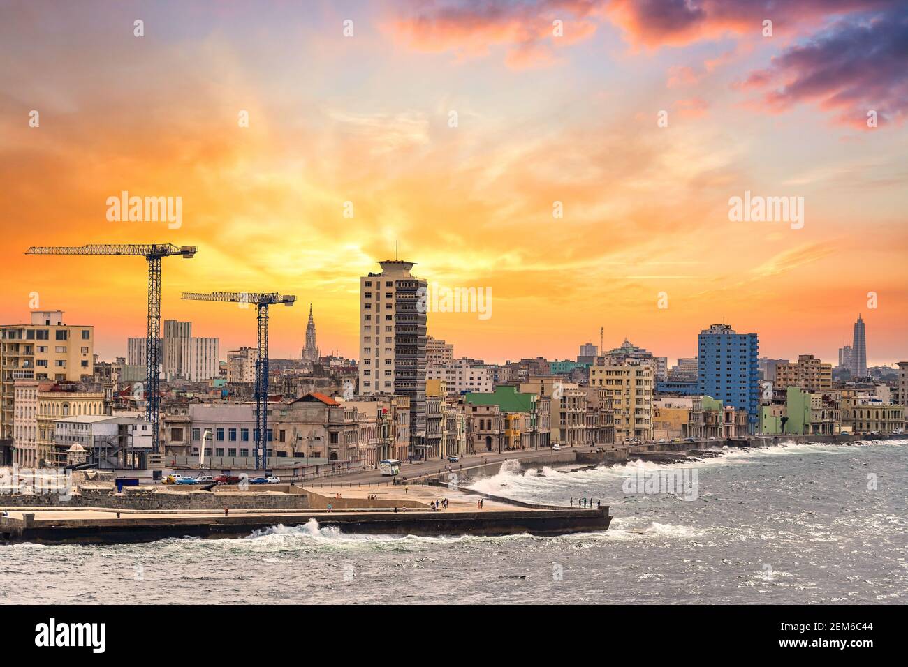 Cuba havana architecture and monuments hi-res stock photography and ...