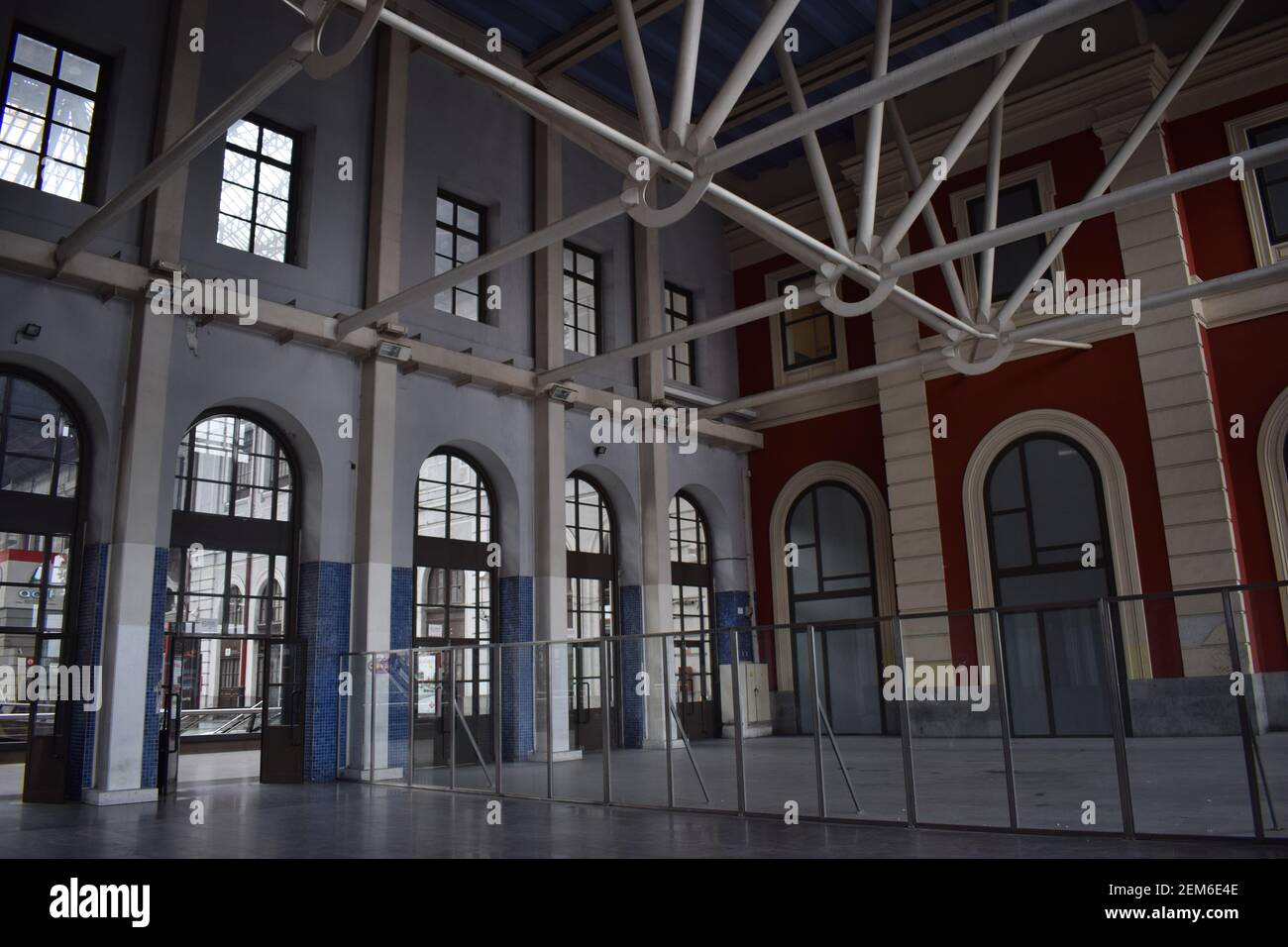 Príncipe Pío Station Stock Photo - Alamy