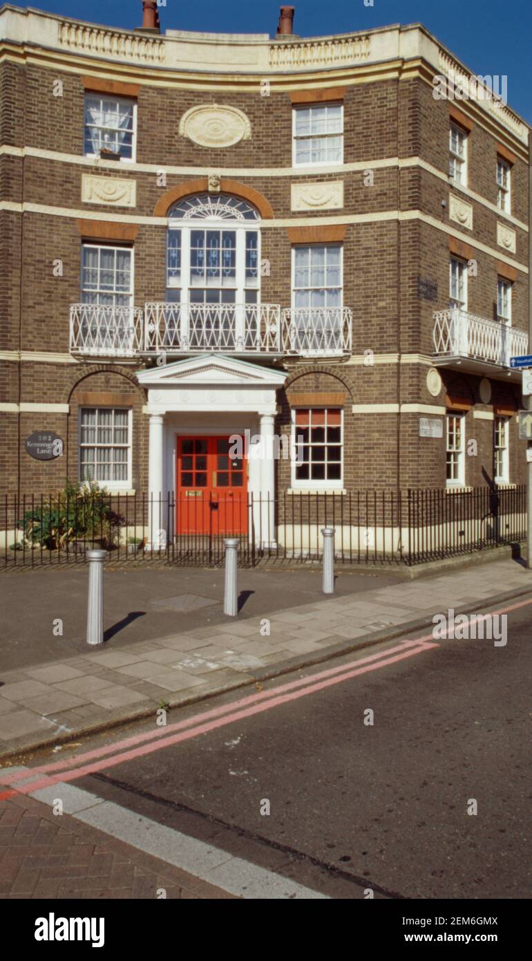 Grade ii listed building lambeth hi-res stock photography and images ...