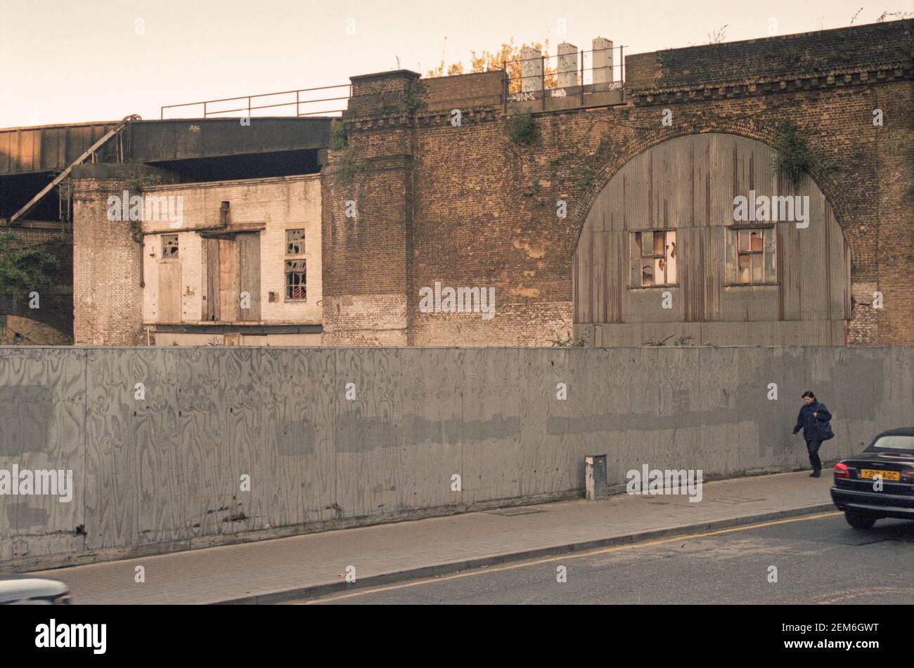 Rail arches on Park Street, Bankside, southwark, London, england, early ...