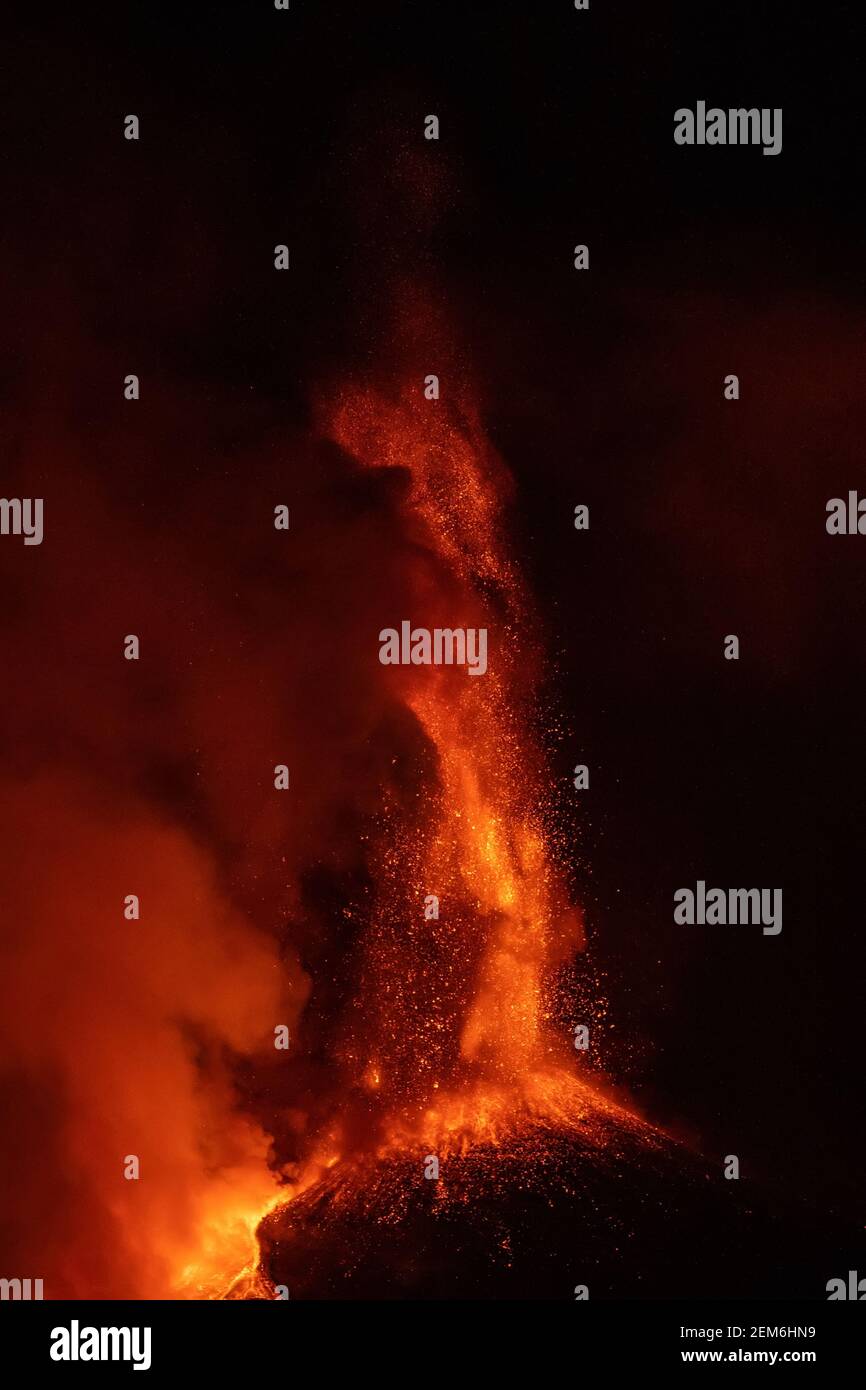 Volcanic ash fallout hi-res stock photography and images - Alamy