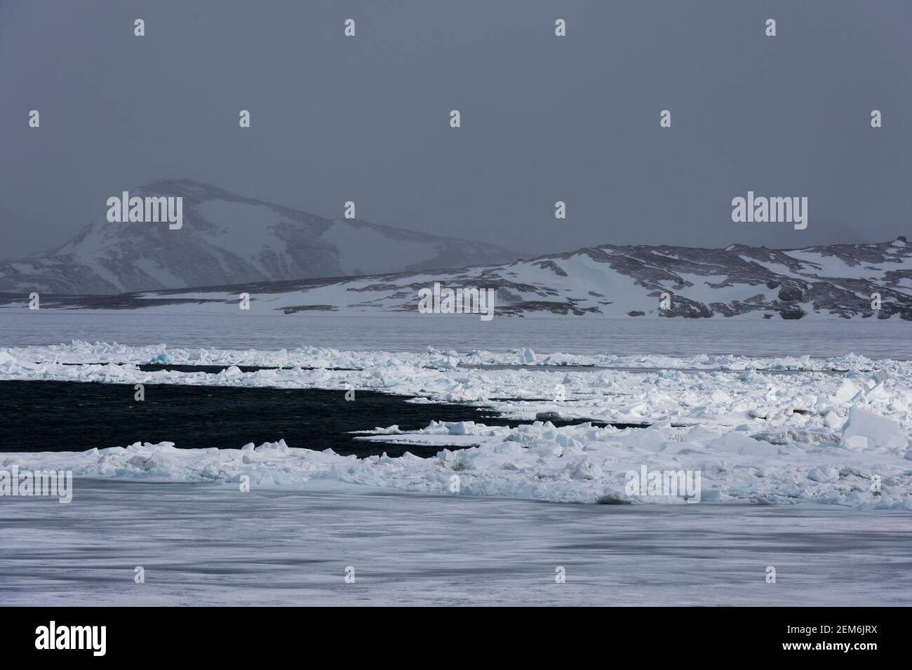 Murchinson Bay, Murchisonfjorden, Nordauslandet, Svalbard Islands ...