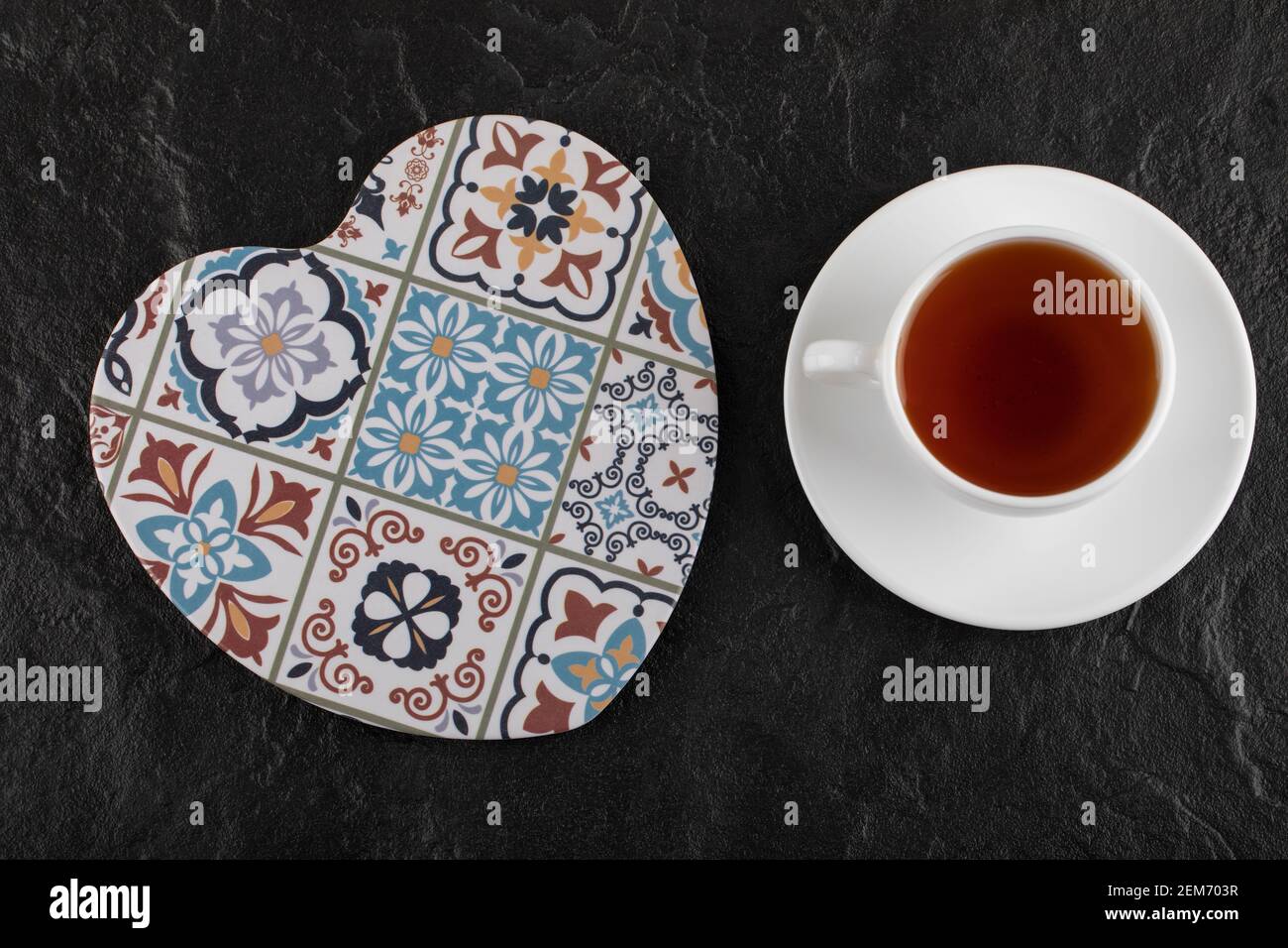 Beautiful empty plate hi-res stock photography and images - Alamy