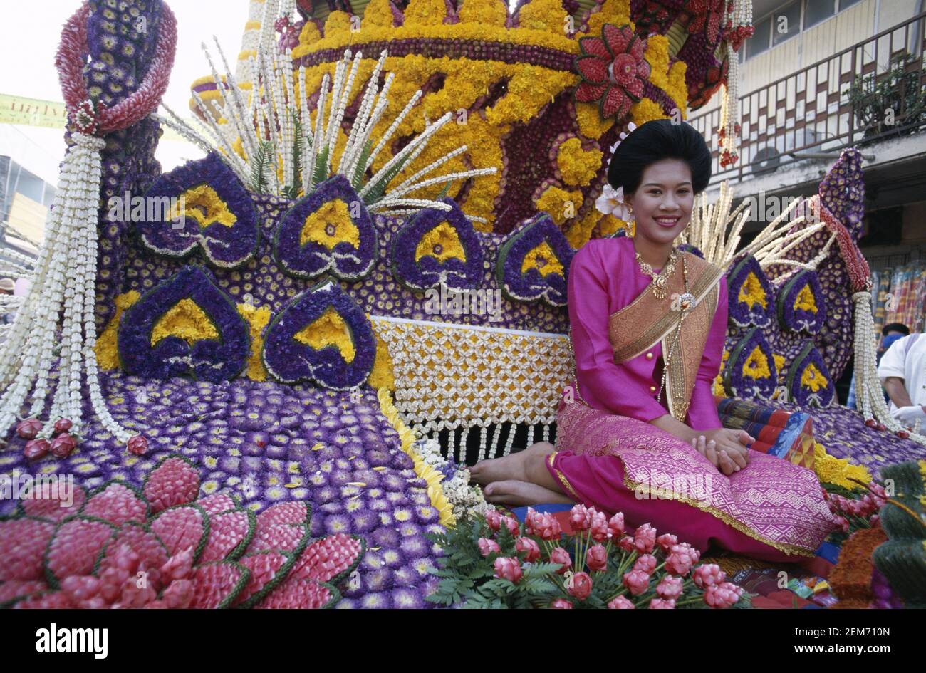 Asia,Thailand, Chiang Mai, Pretty smiling Thai girls wearing ...