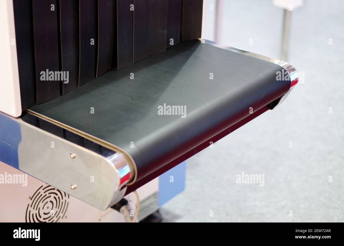 Screening conveyor hi-res stock photography and images - Alamy