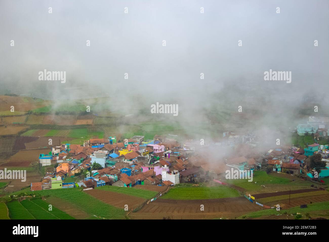 Poombarai Village View Over The Misty Clouds. Beautiful Poombarai ...