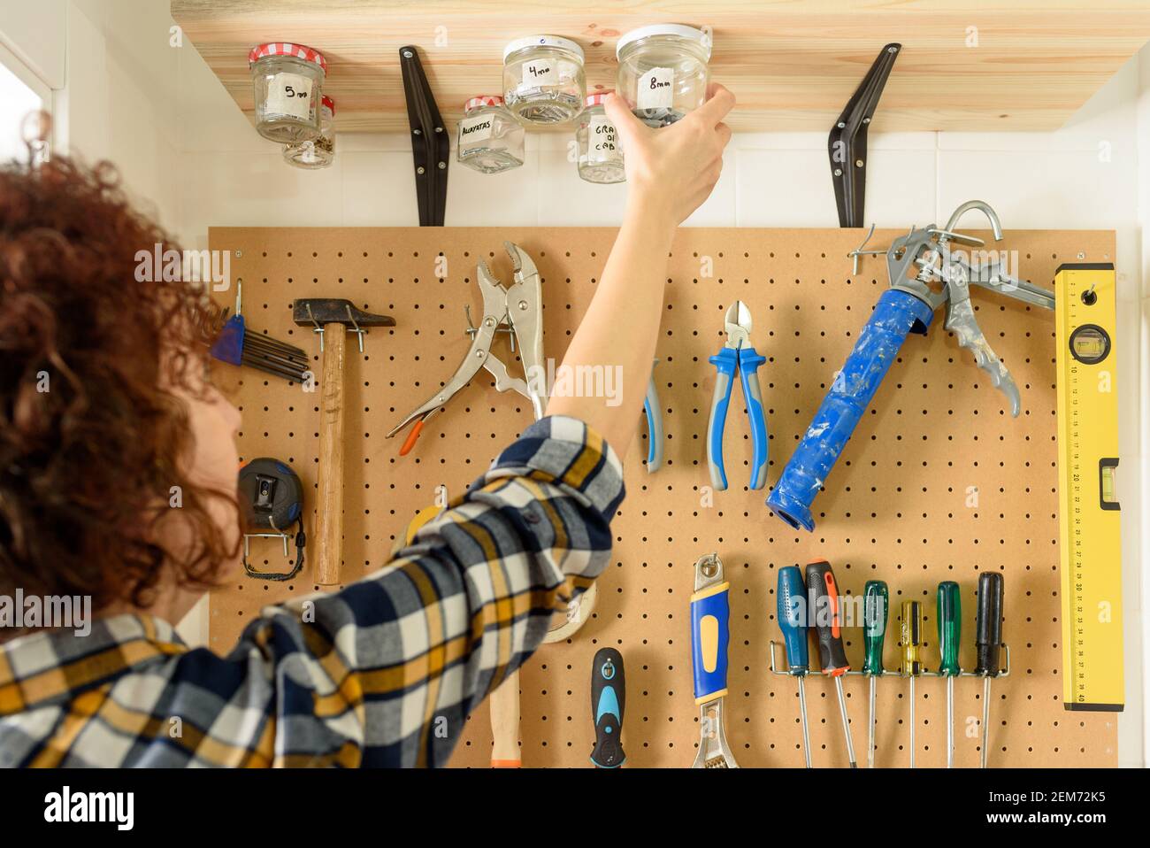 Quality tools hi-res stock photography and images - Alamy