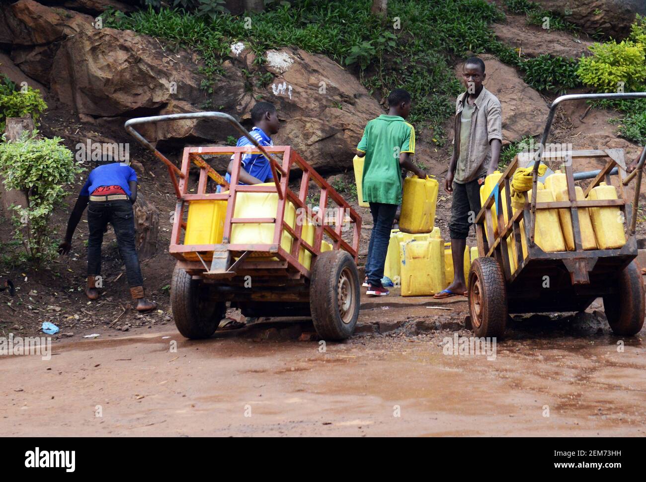 Daily life in rural Rwanda Stock Photo - Alamy