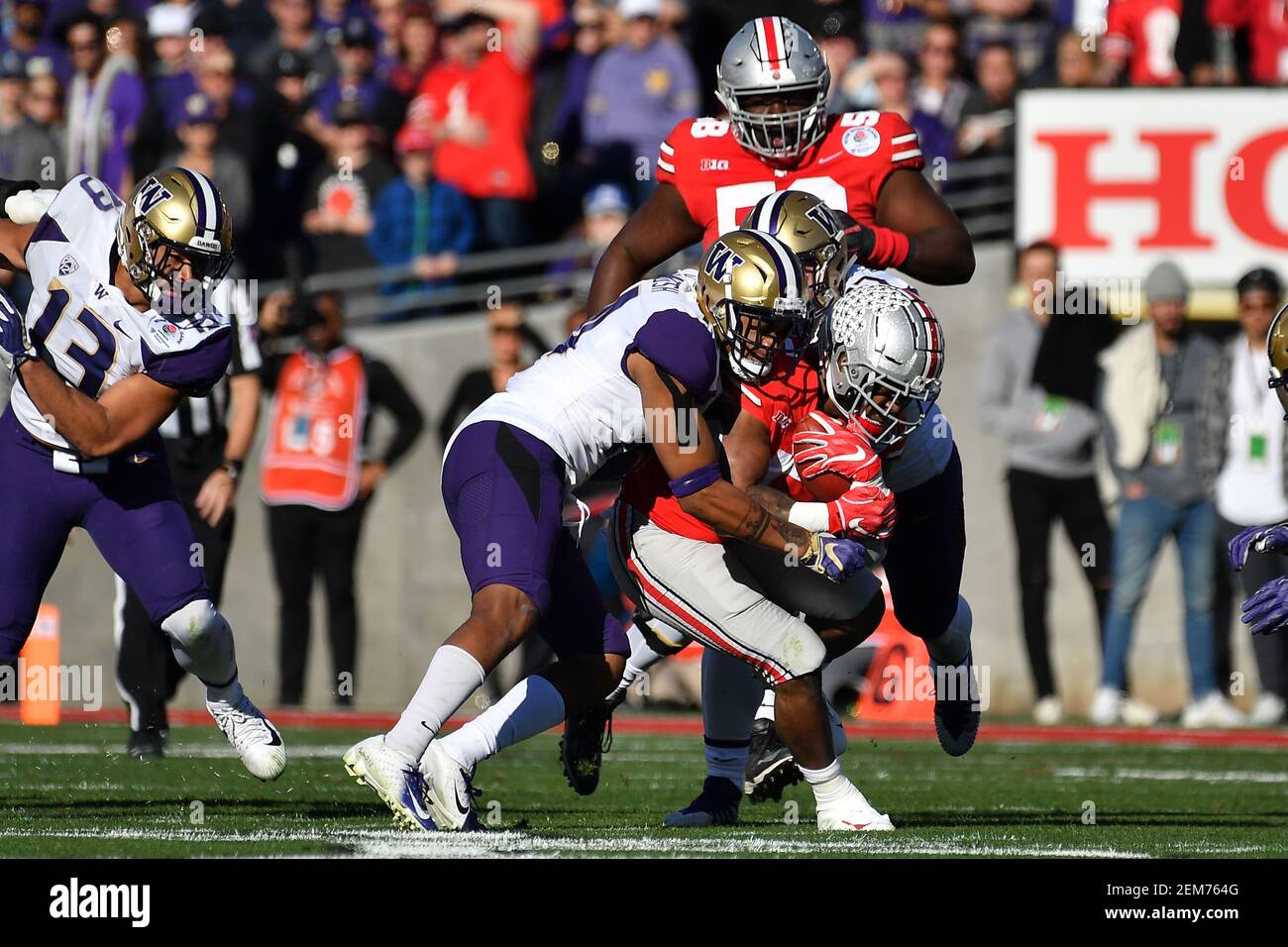 January 1, 2035 Pasadena, CA.Ohio State Buckeyes running back Mike ...