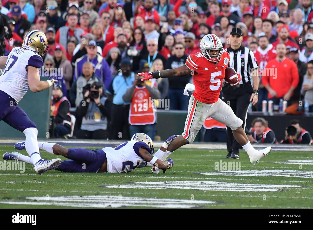 January 1, 2035 Pasadena, CA.Ohio State Buckeyes running back Mike ...