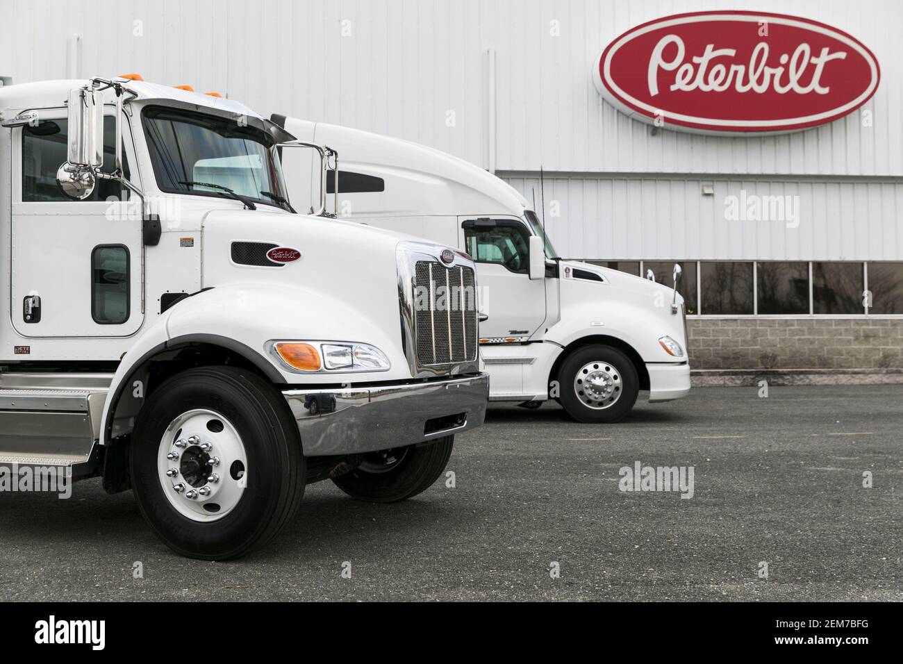 Peterbilt trucks outside of a Peterbilt Motors Company facility in ...