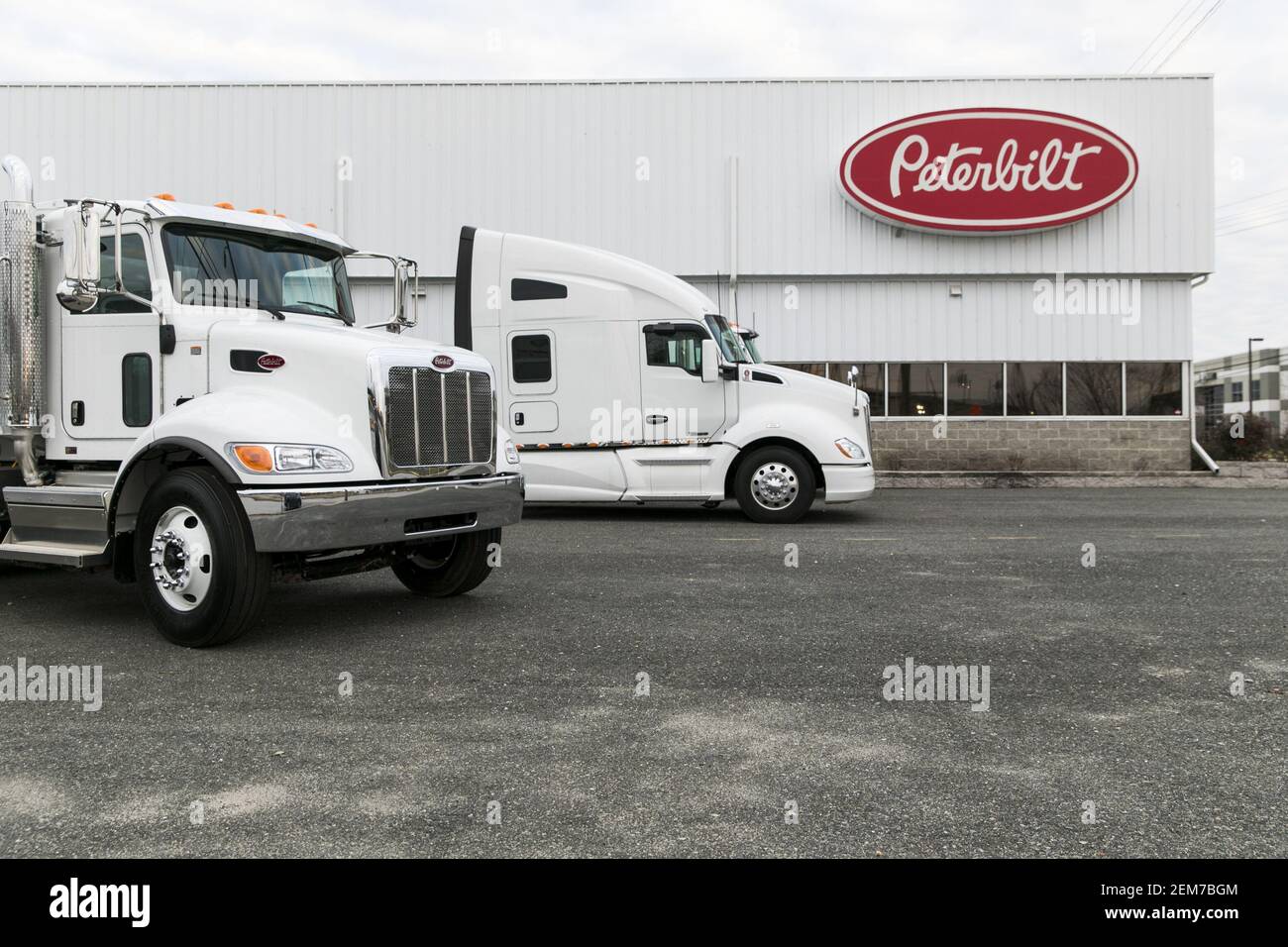 Peterbilt trucks outside of a Peterbilt Motors Company facility in ...