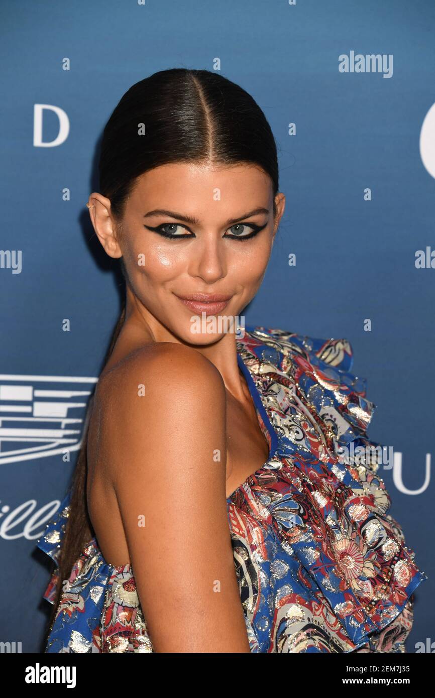 Georgia Fowler arrives to the 12th Annual Art of Elysium Annual Black ...