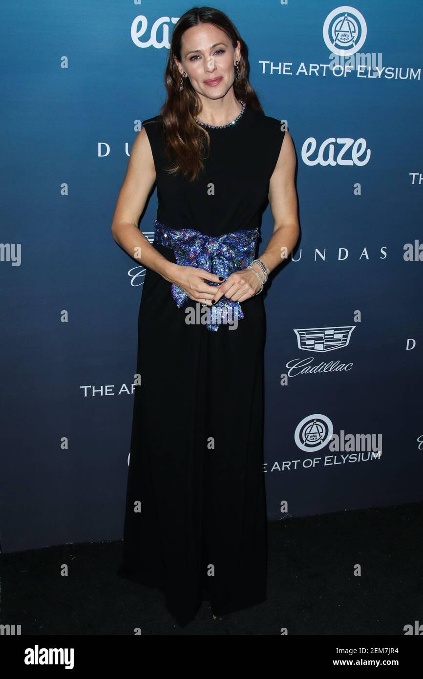 LOS ANGELES, CA, USA - JANUARY 05: Actress Jennifer Garner arrives at ...