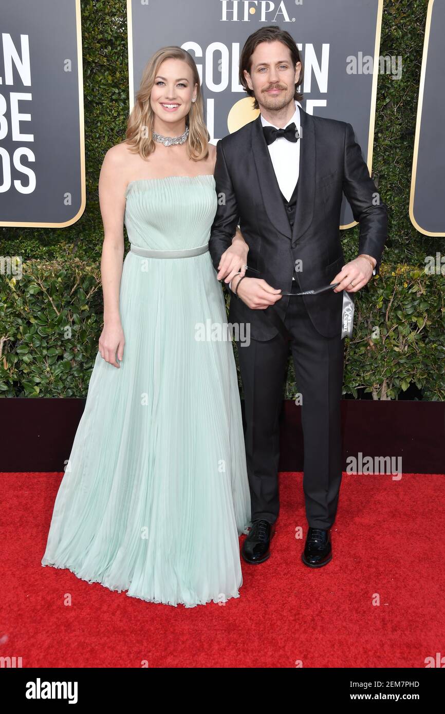 Tim Loden and Yvonne Strahovski at the 76th Golden Globe Awards during ...