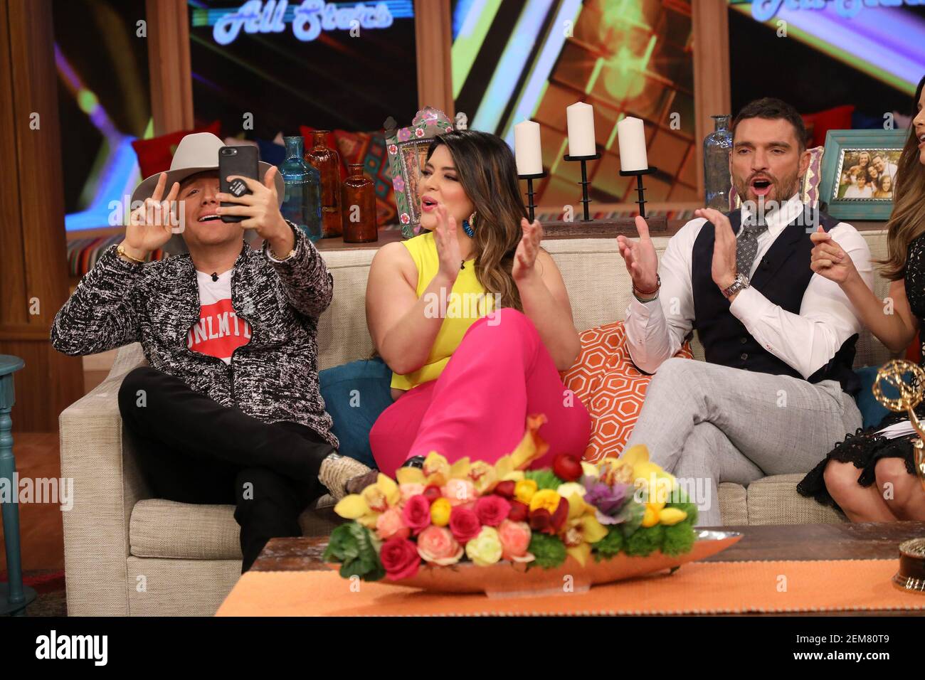 MIAMI, FLO - JAN 7: Mira Quien Baila All Stars contestant El Dasa ...