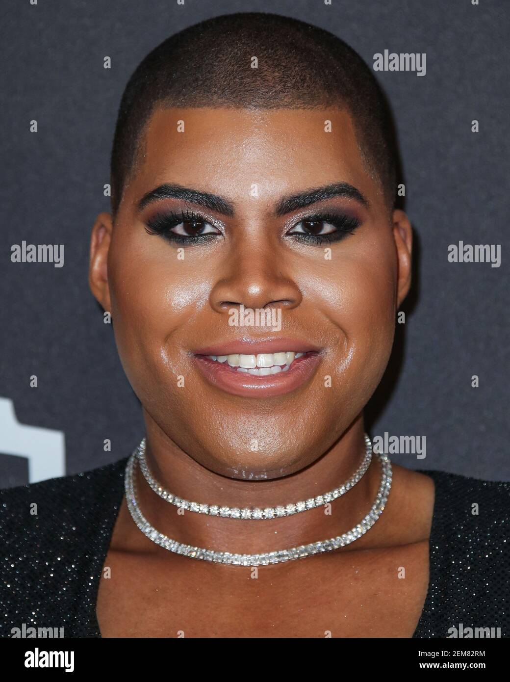 BEVERLY HILLS, LOS ANGELES, CA, USA - JANUARY 06: EJ Johnson arrives at ...