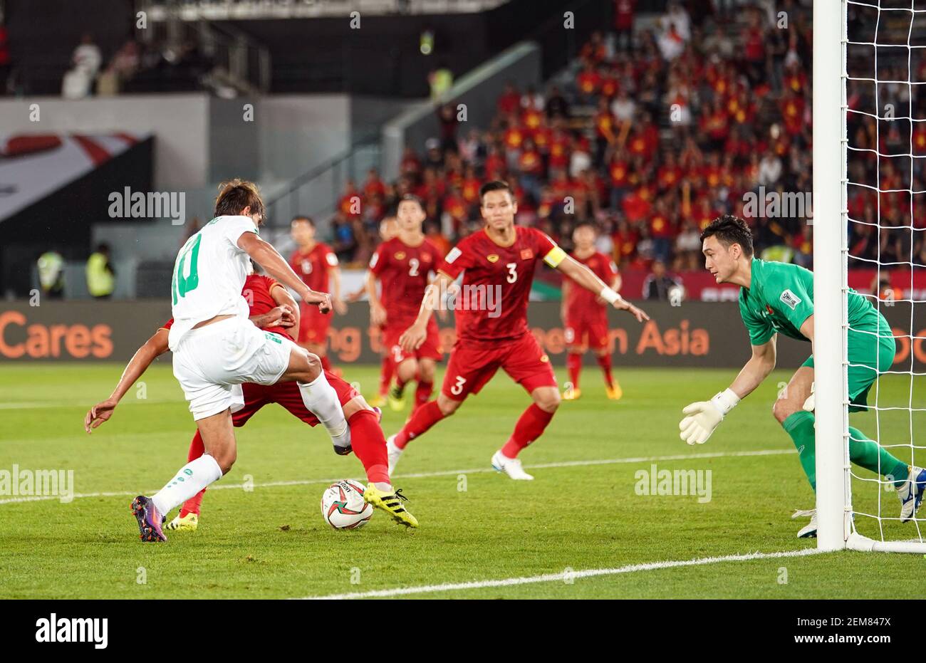 January 8, 2019 : Mohanad Ali of Iraqtrying to score at ??ng V?n Lâ€°m ...